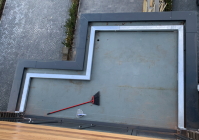 Frameless Channel with Satin Opaque Panel - London | Showcase