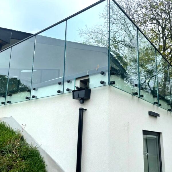 Trade Balustrade | Glass Balustrade | Made to Measure Balustrades UK